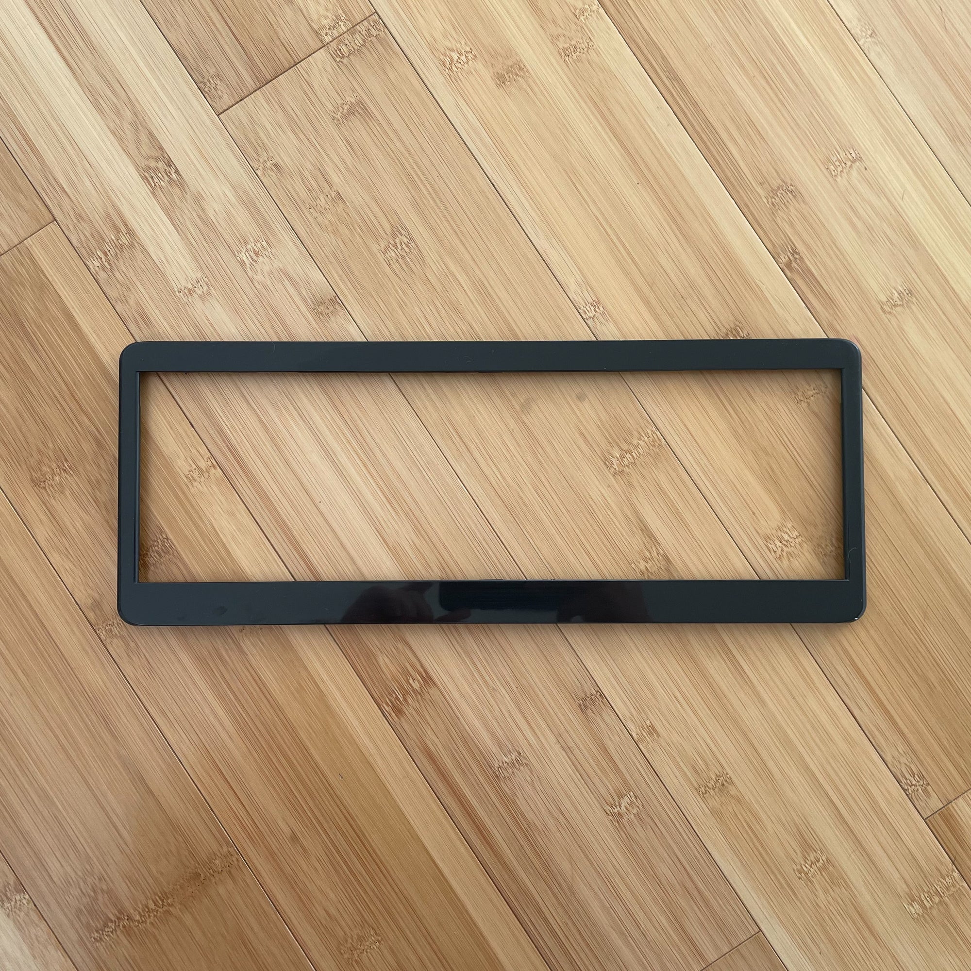 Plate Frames | Standard NZ | Products | huffi | Your One-Stop Vehicle ...